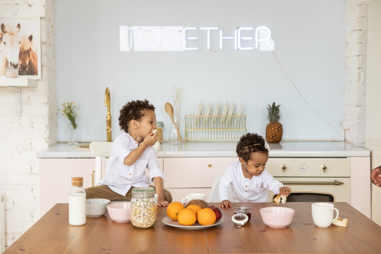 My Baby/Toddler Won’t Stop Throwing Food! – Ways to Prevent and Handle ...